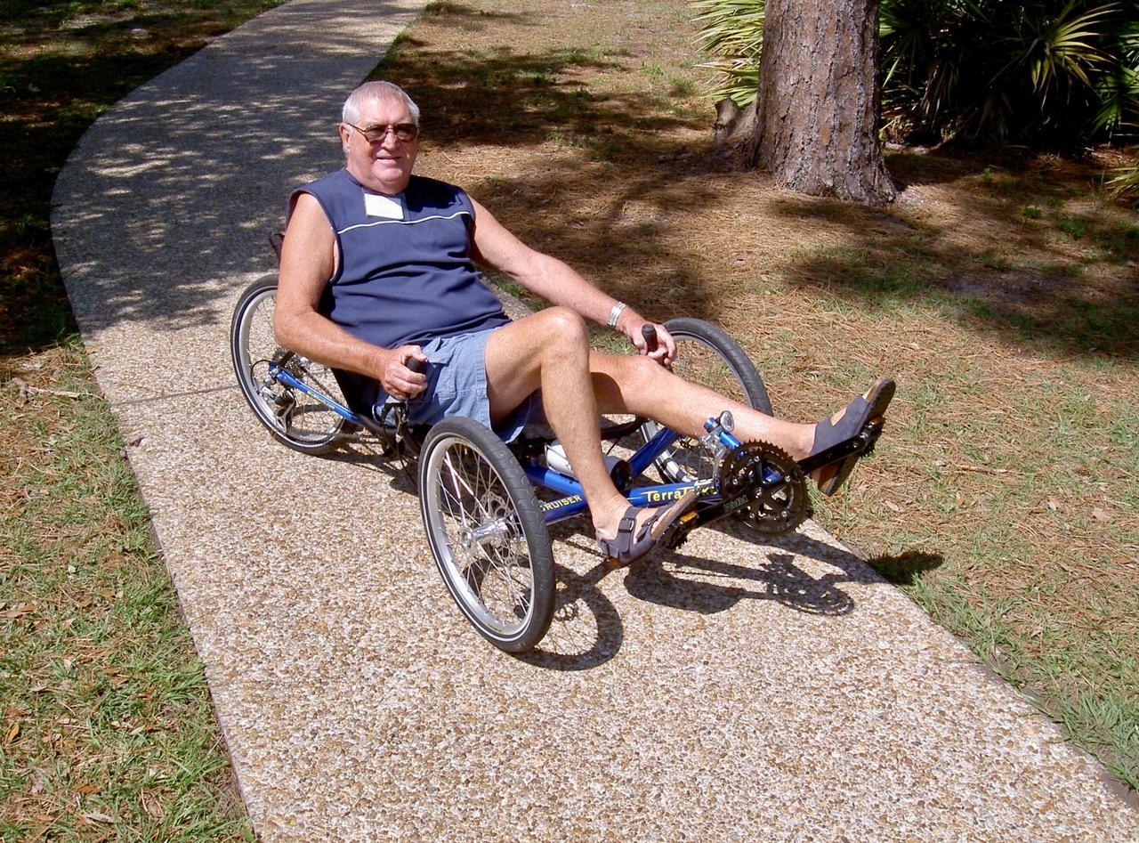 PASSAGES Former Charmers bar owner Ronald Tindle - Windy City Times